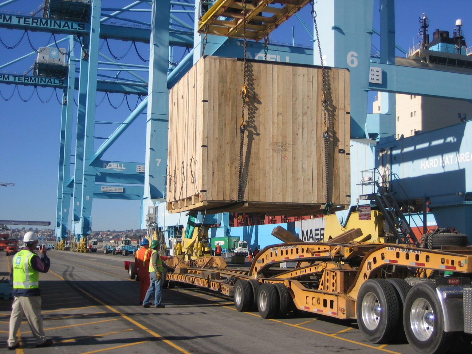 Services - Madocsa Logistics FZCO